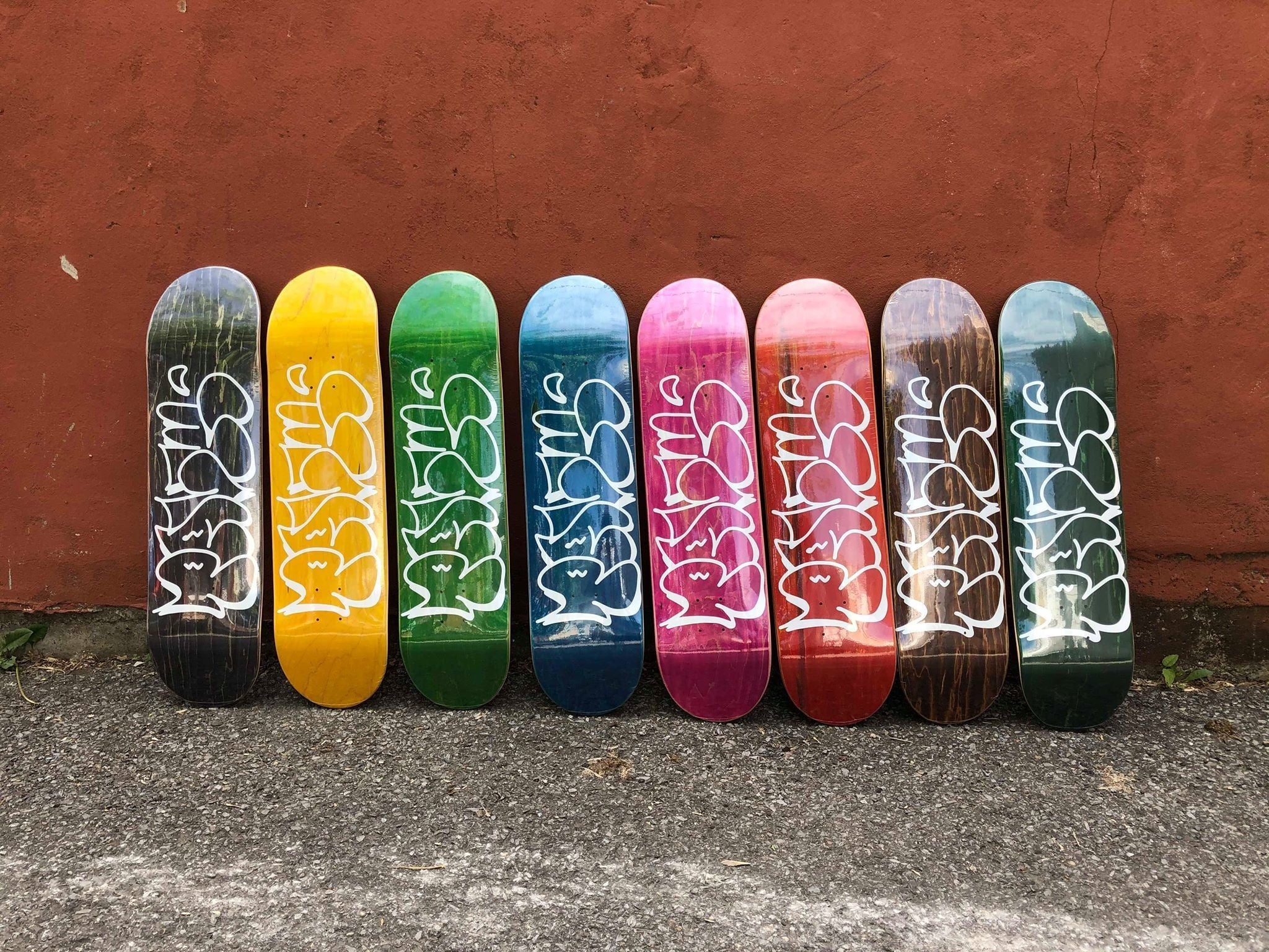 Palm Isle Outline Deck- Assorted – Palm Isle Skateshop